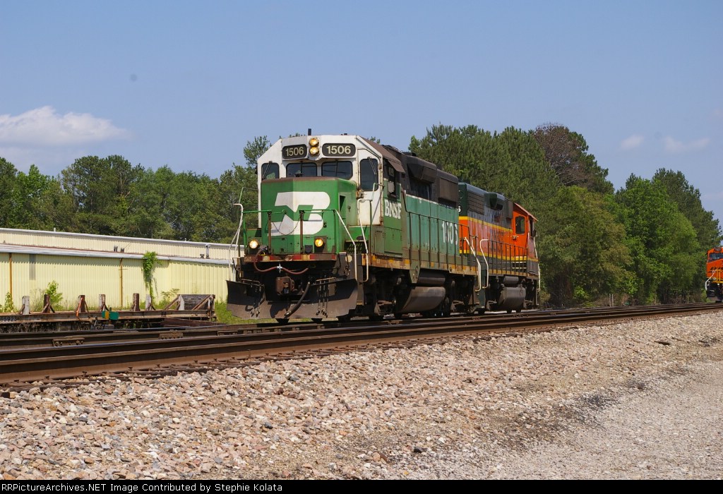 BNSF 1506